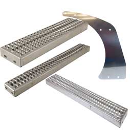 Steps | Peterbilt Exterior Accessories & Components – Peterbilt Parts